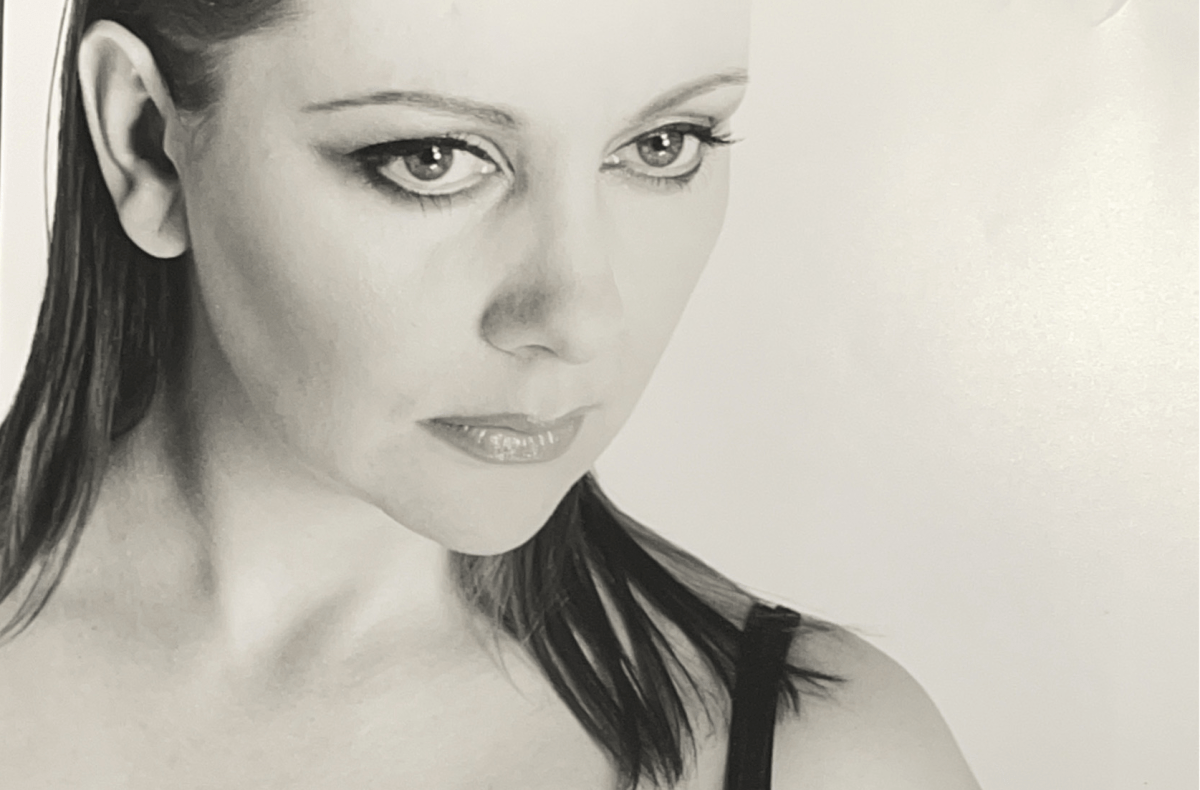 Women Of Trip Hop – Julie Hicklin, Temperature Falls, NEFΛEΛI, Nobody’s ...