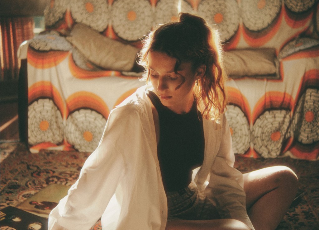 Music Videos We Love – zinha, Ohvaur, Color Theory x &Tilly, Humdrum ...